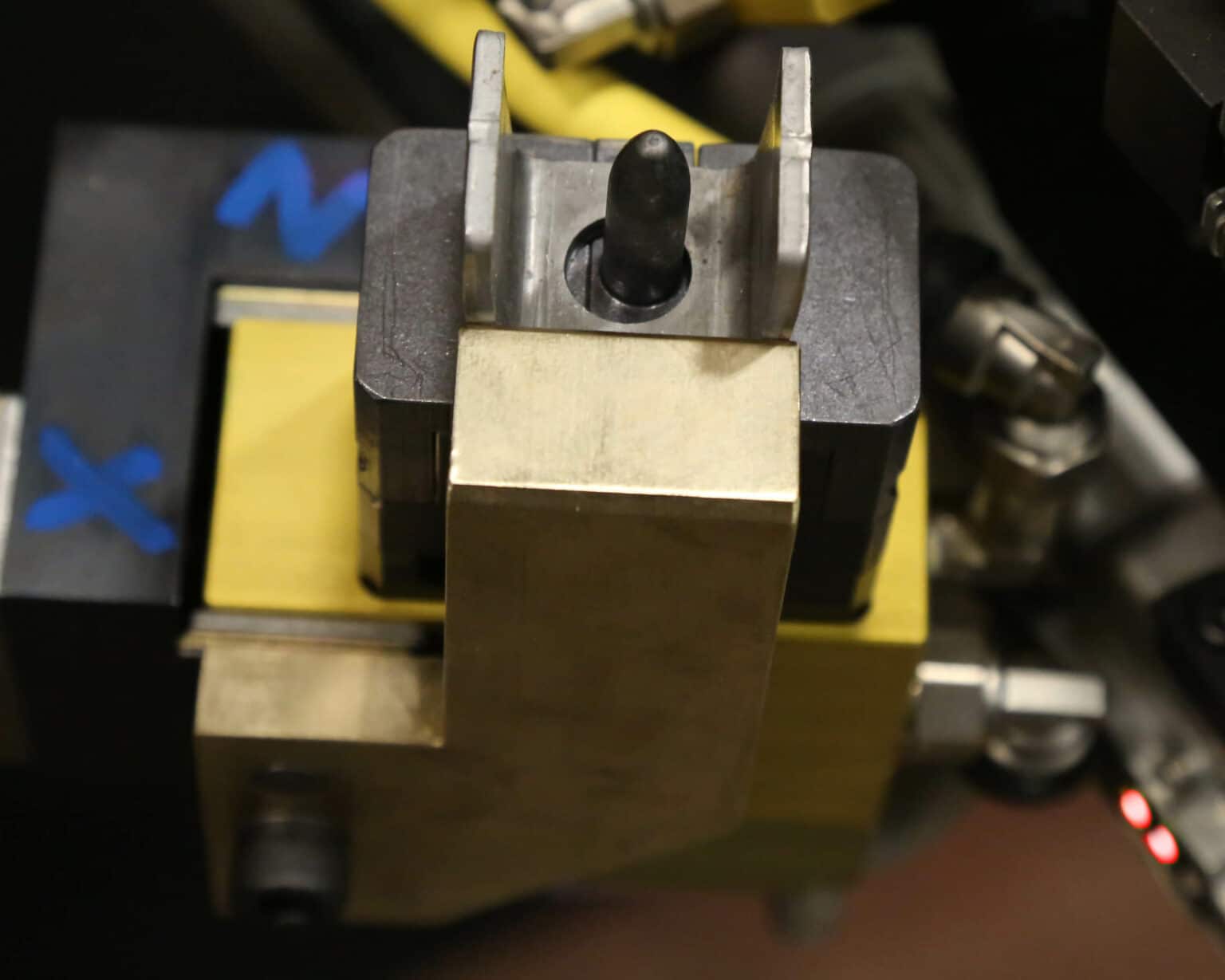 pince magnétique pour robot